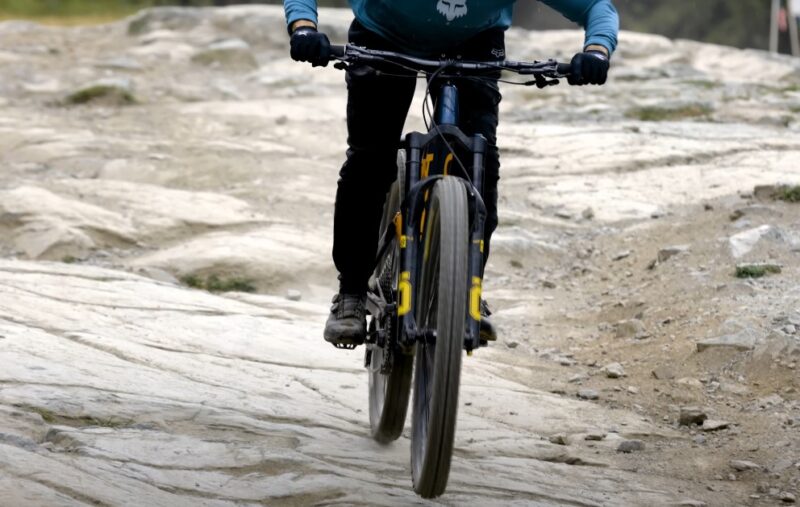 When and Why to Use Suspension Lockout on Your Mountain Bike